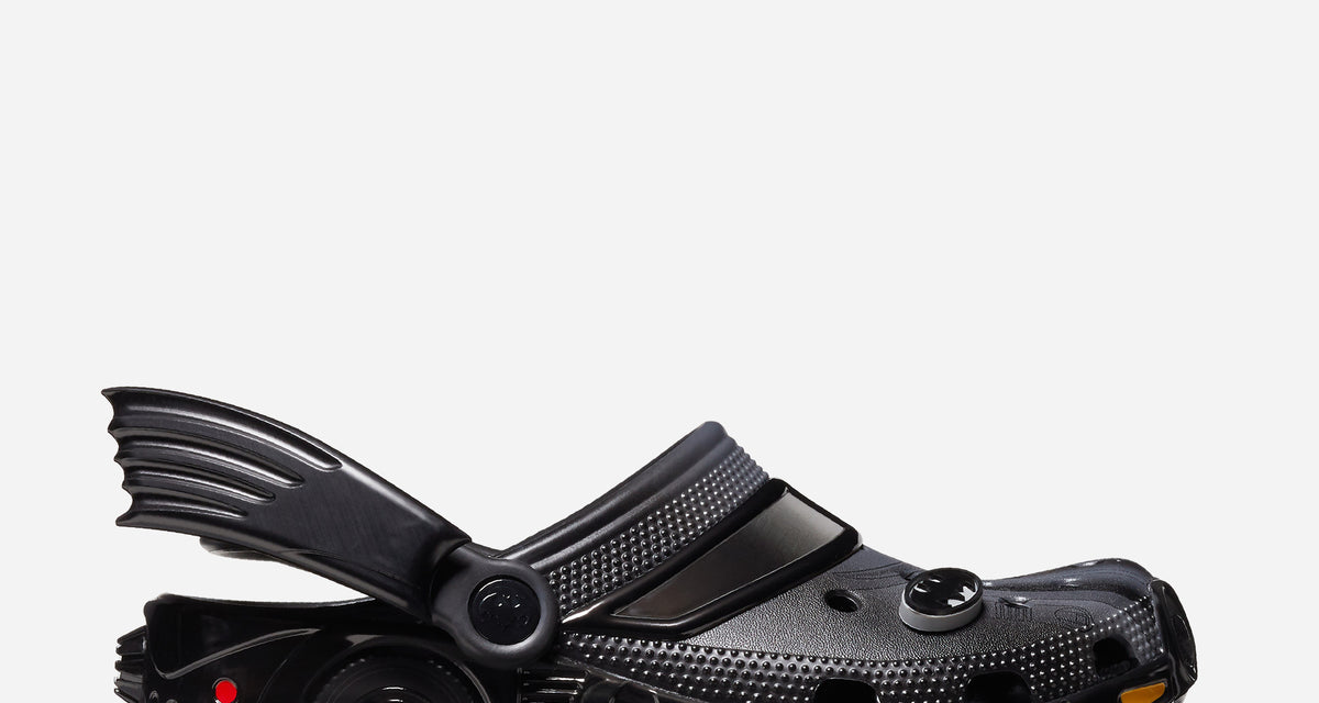 Crocs Batman Batmobile Classic Clog Black 210219-001